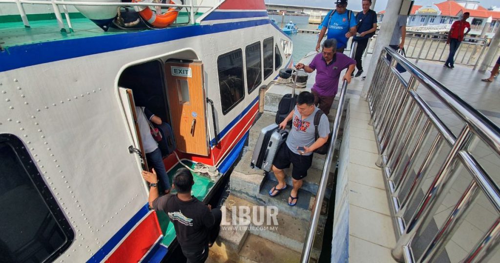 Travelog SIT 2019: Cinta Pandang Pertama Bermula Di Tioman