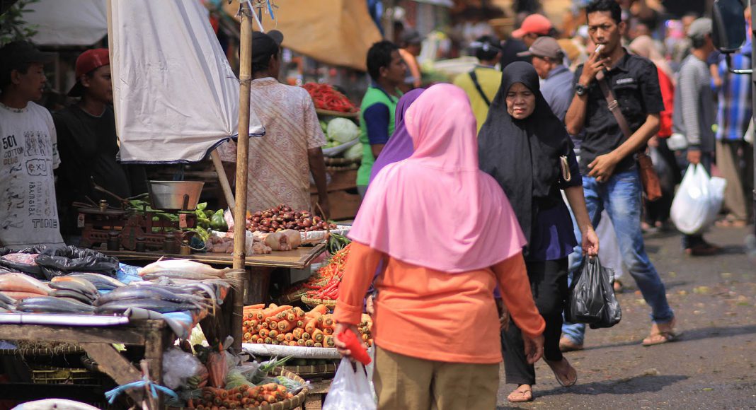 Pasar Pocong, Pasar Harian Terkenal Di Palembang Terletak Di Tengah ...