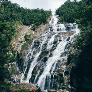 3 Destinasi Istimewa Air Terjun Di Terengganu Ini Boleh Bikin Hati Tak ...