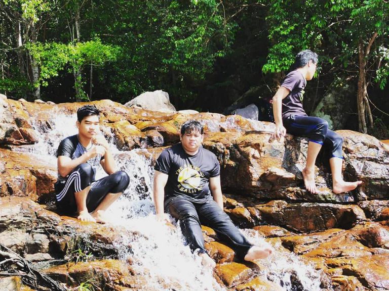 Macam Tak Percaya Je View Ni Dari Kawasan Air Terjun Seri Perigi Di Yan ...