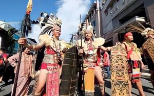 Uniknya Upacara Miring, Adat Kaum Iban Bagi Hormati Roh Nenek Moyang ...
