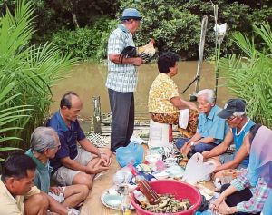 Uniknya Upacara Miring, Adat Kaum Iban Bagi Hormati Roh Nenek Moyang ...