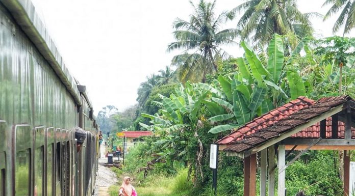 Berhenti Di Semua Stesen Dari Lipis Ke Tumpat, Lelaki Kongsi ...