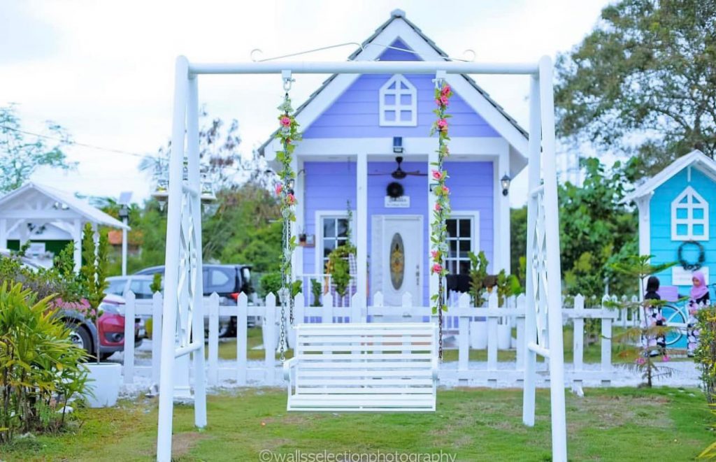 Percutian Ala Desa Inggeris Di Cottage Homes PD, Cottage Cantik Warna ...