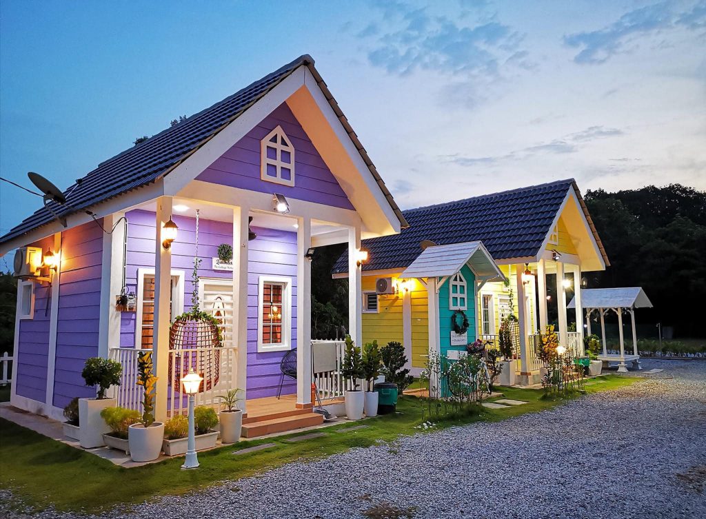 Percutian Ala Desa Inggeris Di Cottage Homes PD, Cottage Cantik Warna ...
