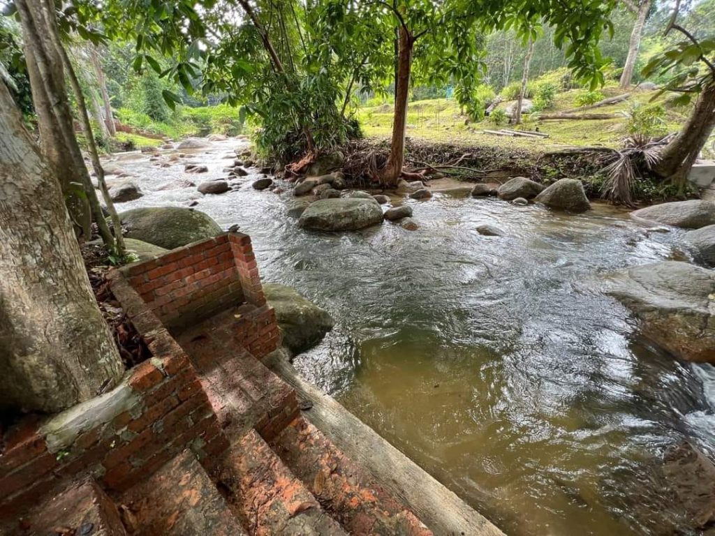 Bermalam Di Branda Sungai Sumpitan, Lenggong, Enjoy Stay Kat Bilik Tepi ...