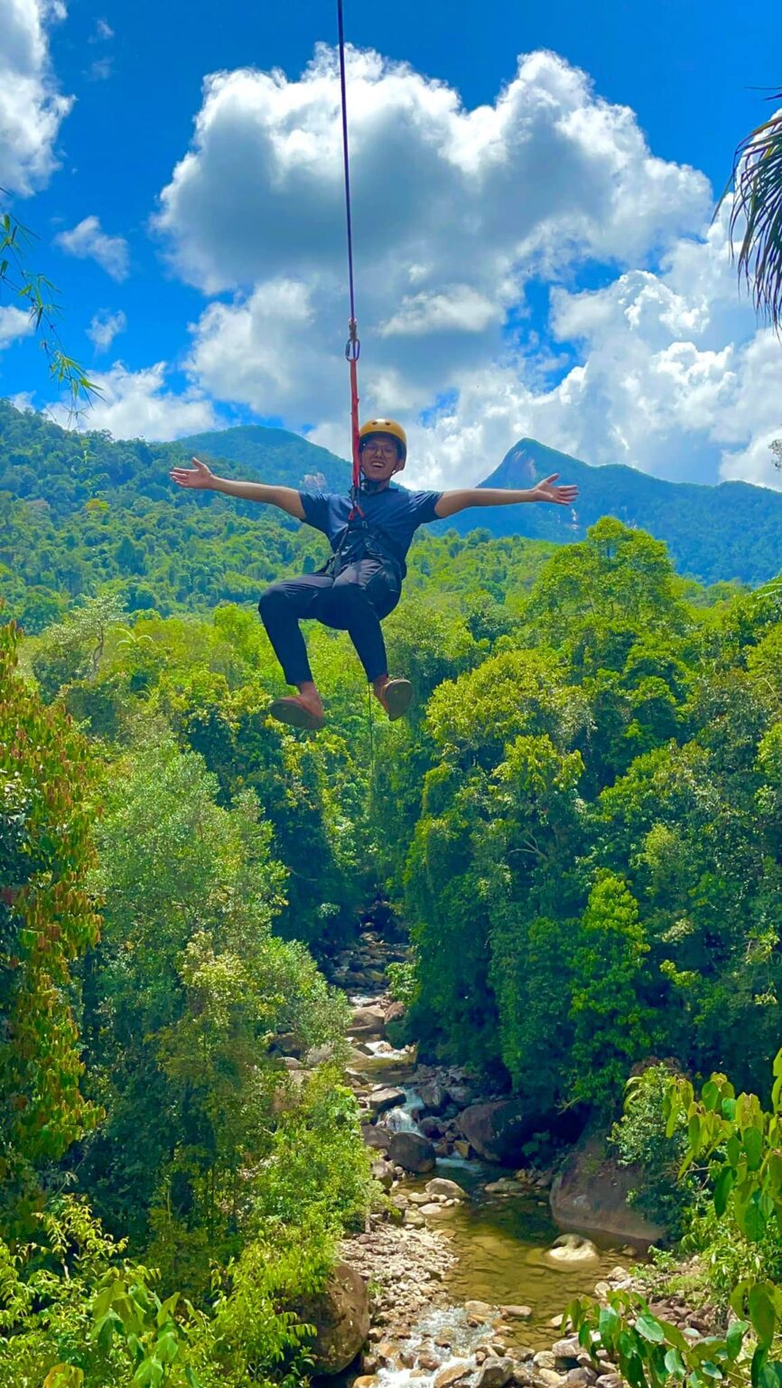 Gadis Ini Kongsi Itinerari Trip Ke Dabong, Kos Hanya RM298 Saja