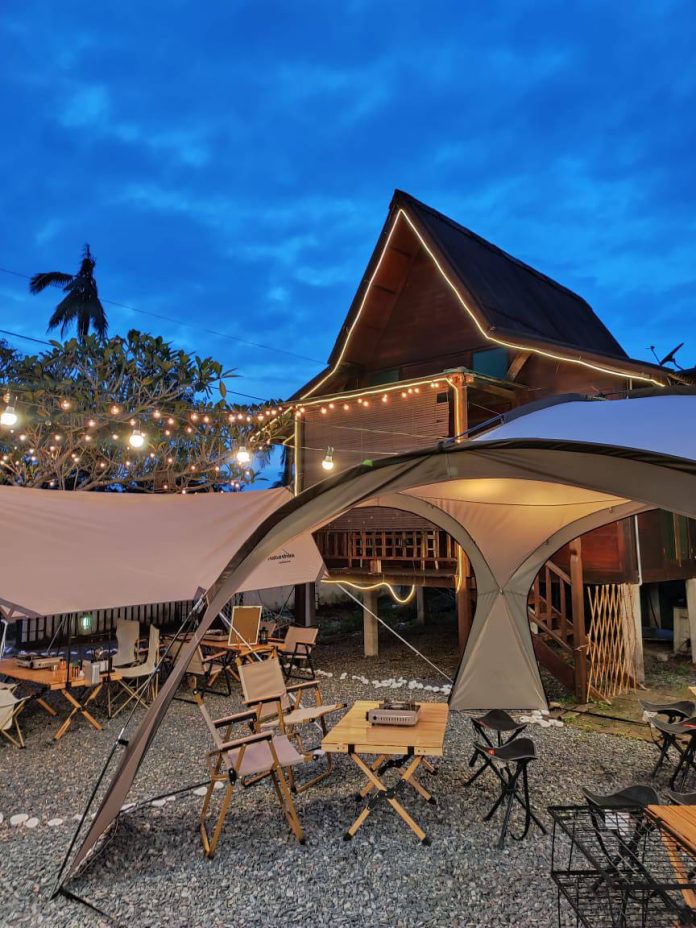 Makan Wagyu Di Kafe Campsite Kat Dungun, Feeling Dia Lain Macam. Yang ...