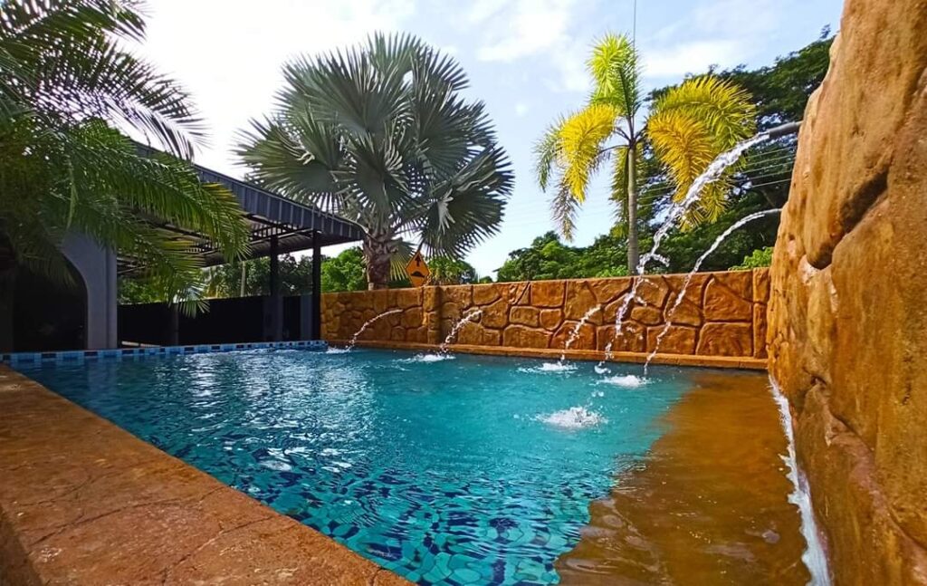 Senarai Homestay Di Perak Yang Ada Private Pool, Semua Best!