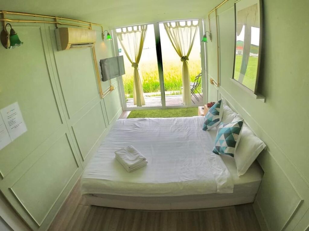 Padi Box Di Sekinchan, Jenis Homestay Kontena Belakang Sawah Padi