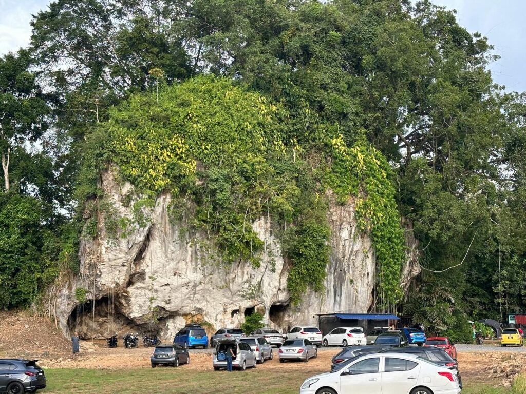 Cafe Unik Di Bukit Tau Perlis, Syok Layan Kopi Dalam Gua