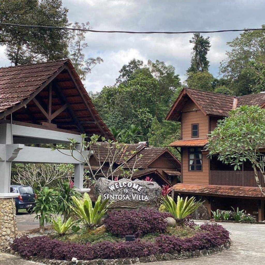 Sentosa Villa Resort Taiping, Suasana Tenang Dengan Pokok Hijau Dan Air ...